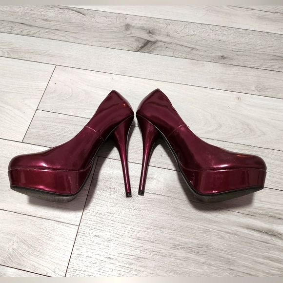 Delicious | Shoes | Plum Colored Pumps Size 75 | Poshmark